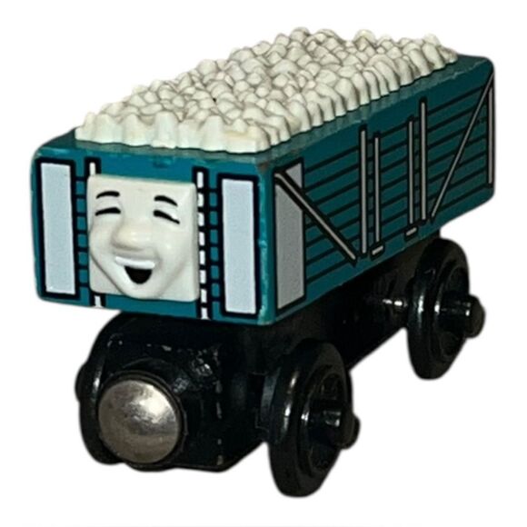 Thomas & Friends | Toys | Ricketytruck Engine Thomas The Train Wooden ...